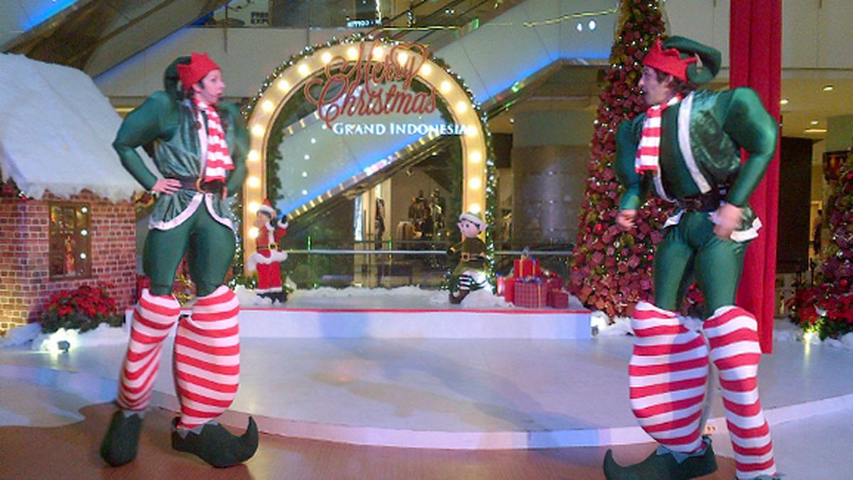 Wah, Ada Santa Claus Terbang di Grand Indonesia Shopping Town ...