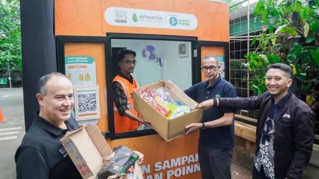 Waste Dropbox di Arkadia Green Park, Solusi Pilah Sampah Bersama Nestlé Indonesia & Waste4Change ...