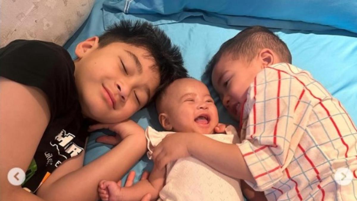 Raffi Ahmad dan Nagita Slavina Ungkap Wajah Baby Lily Tanpa Stiker ...