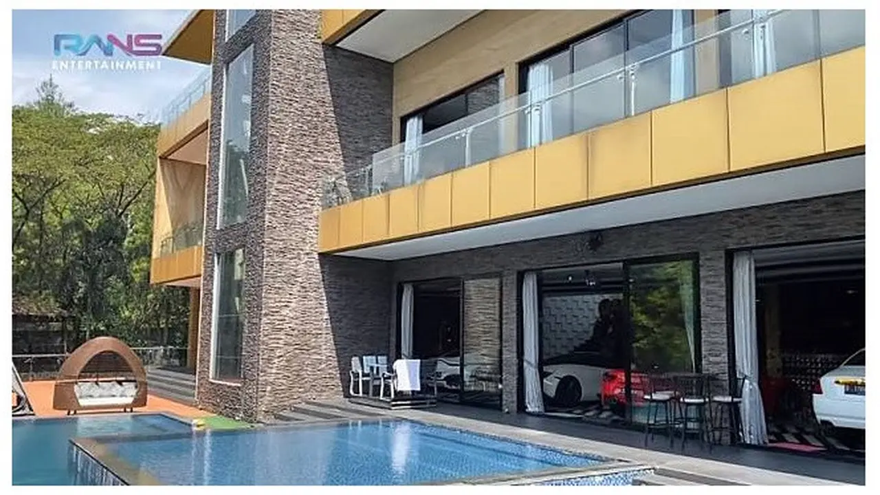 7 Potret Rumah Mewah Fransen Susanto, Konglomerat yang Dulunya Cleaning ...