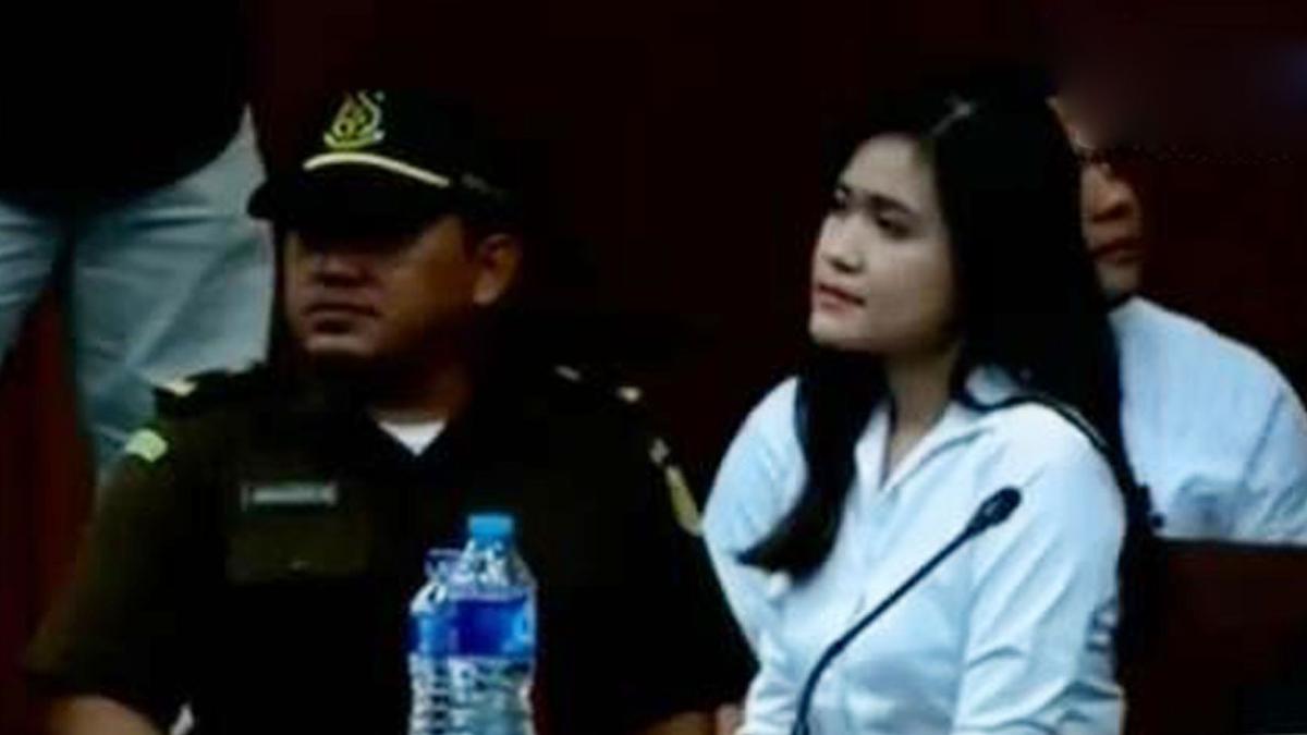 Segmen 1: Menguak Kopi Bersianida hingga Bayi Berkepala Dua - News Liputan6.com