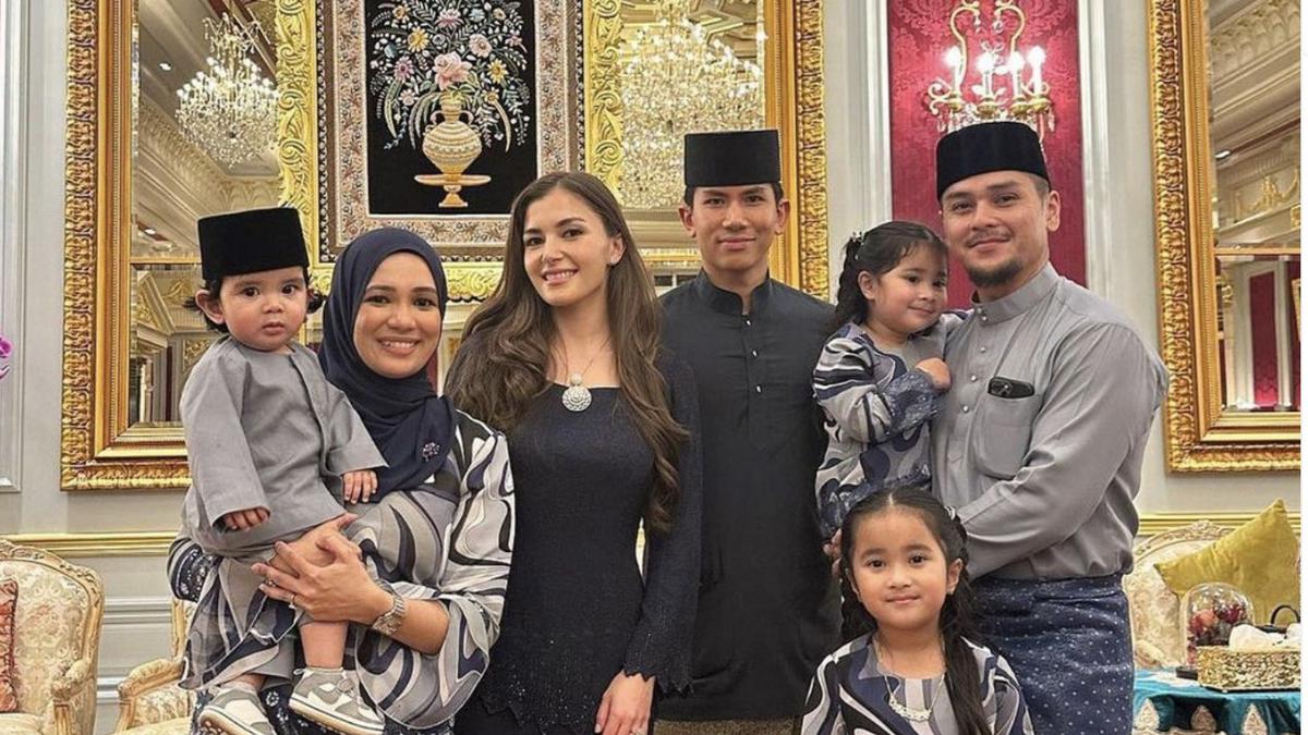 6 Inspirasi Gaya Pesta Anisha Rosnah, Calon Istri Pangeran Mateen ...