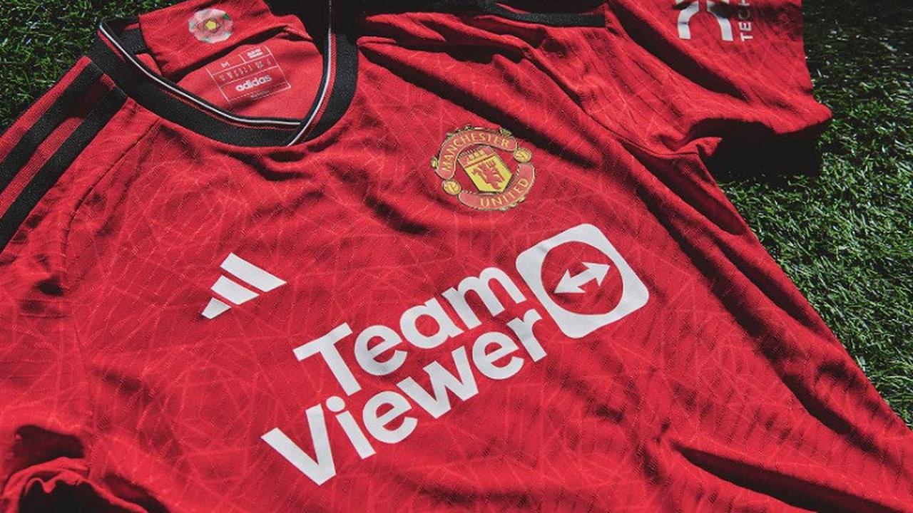 Mawar Merah Ikonik Warnai Jersey Baru Manchester United Musim Ini ...