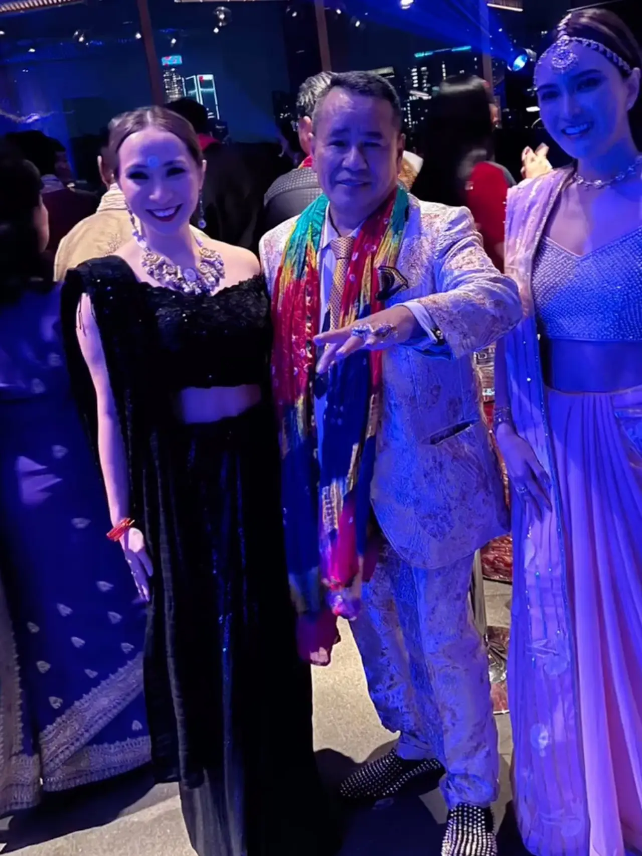 Reaksi Hotman Paris Saat Outfit-nya di Diwali Party MD Pictures Disorot ...