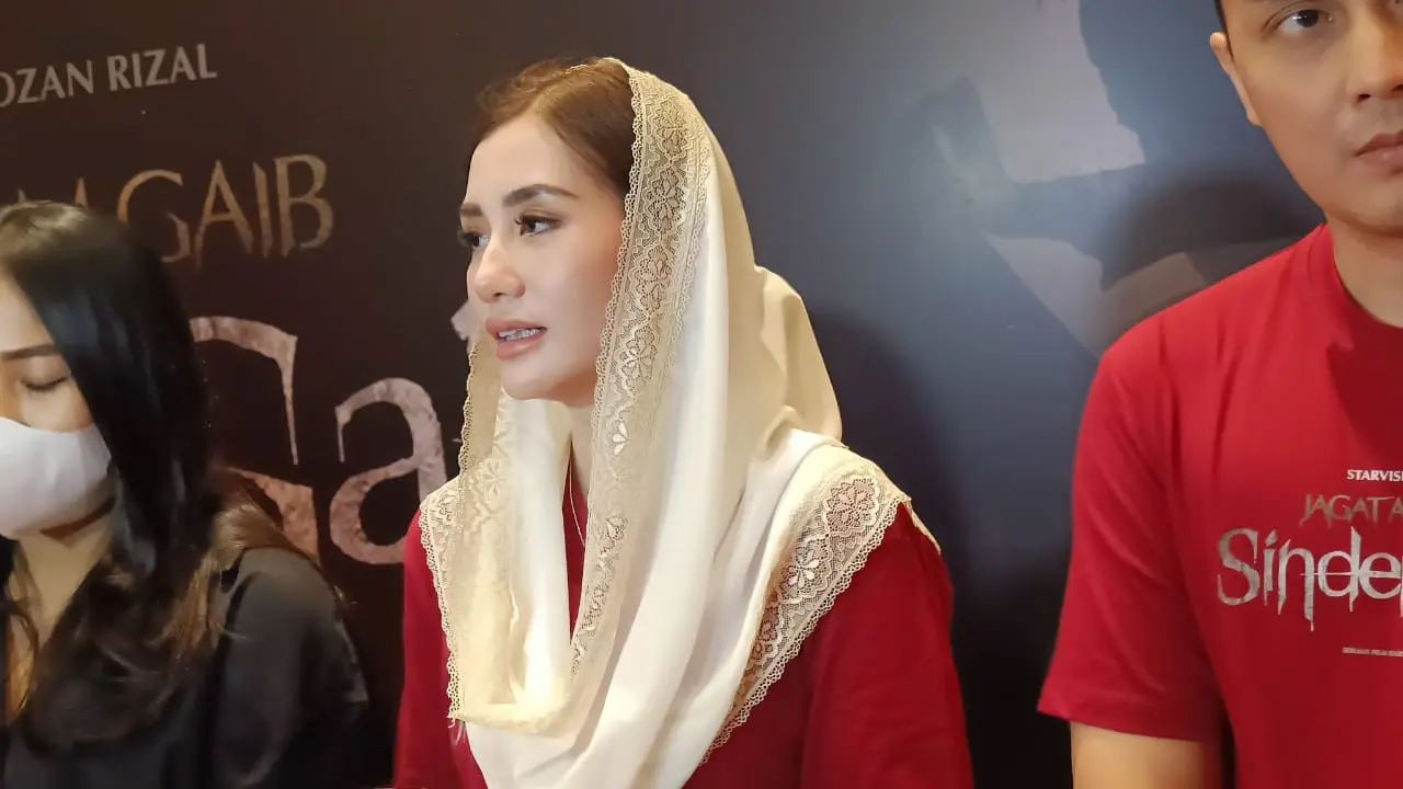 Tayang Hari Ini, Simak 5 Fakta Film Sinden Gaib - Regional Liputan6.com