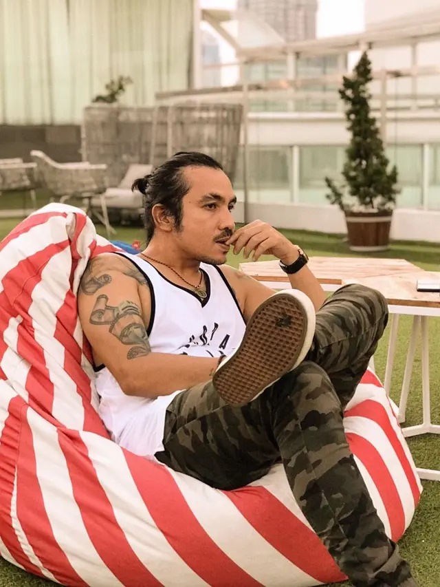 7 Potret Terbaru Komo Ricky 'Katakan Putus' yang Makin Macho - Hot ...