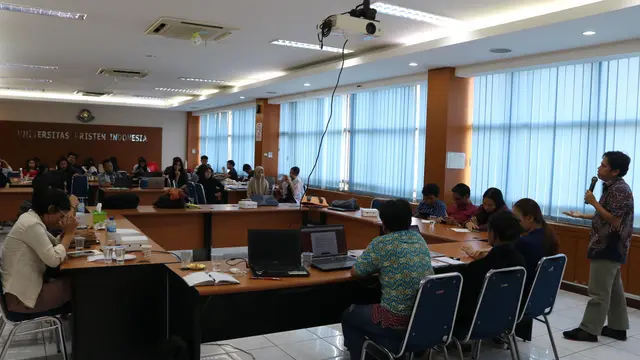 Jelang Pemilu 2024, FISIP UKI Gandeng LSDI Tingkatkan Literasi Survei ...