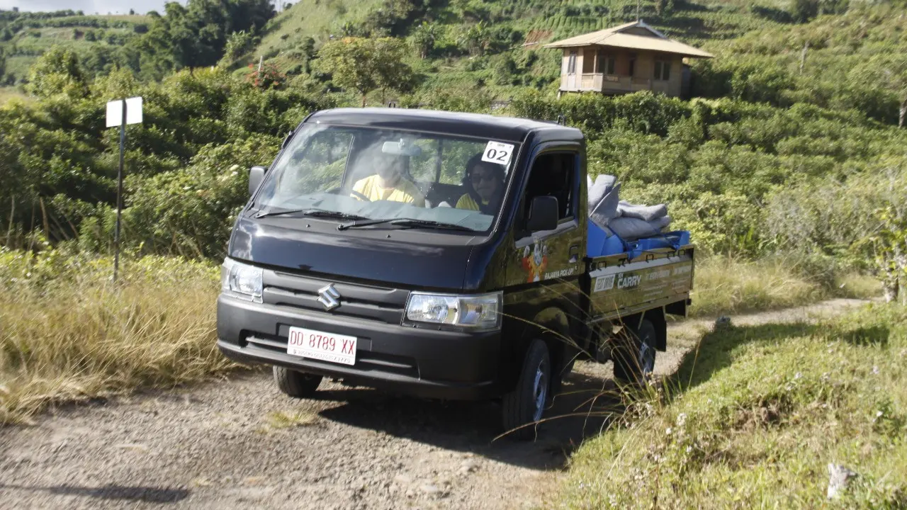 Suzuki New Carry Pick Up: Cek Harga Terbaru, Dimensi Bak, Konsumsi BBM ...