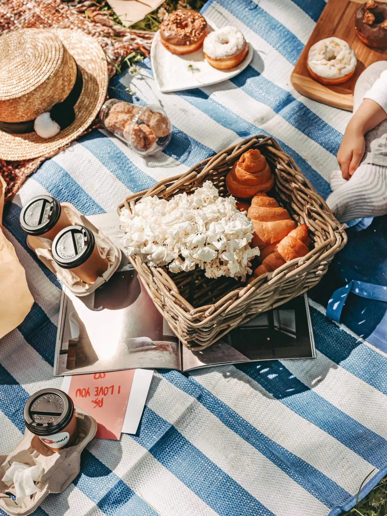 Mengenal Danau Paisupok, Surga di Tengah Hutan dengan Air Jernih ...