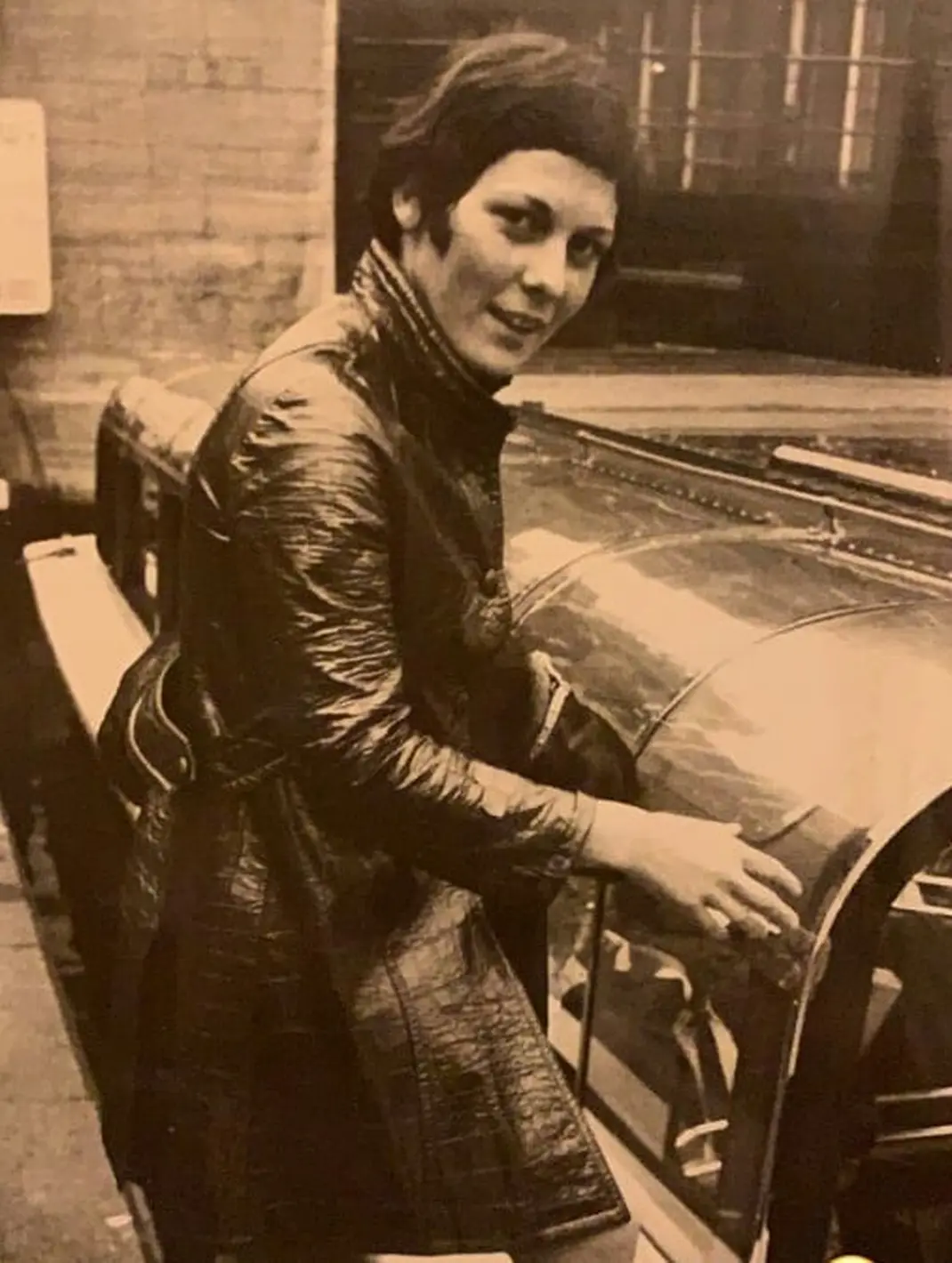 Jarang Disorot, Ini 7 Potret Masa Muda Ibu Luna Maya - Photo Fimela.com