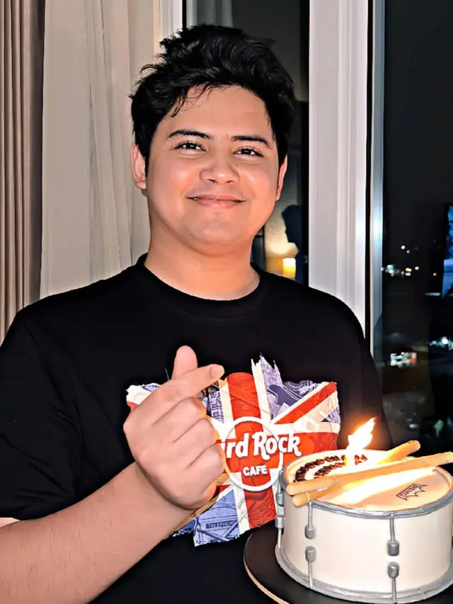 6 Potret Transformasi Aliando Syarief yang Disebut Netizen Makin Gemoy ...