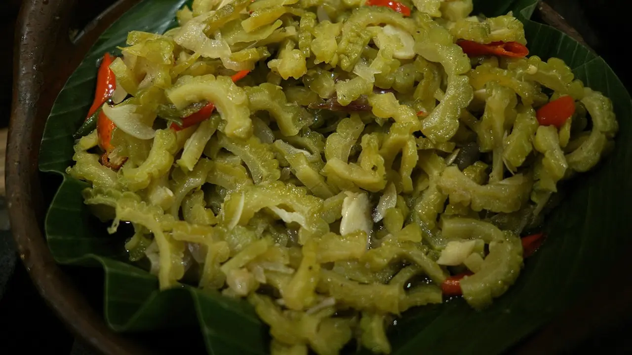 Tips Sederhana Mengurangi Rasa Pahit pada Pare