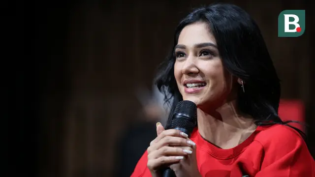 Ketika Si Cantik Fanny Ghassani Terkesan dengan Michael Owen: Dia Bisa ...