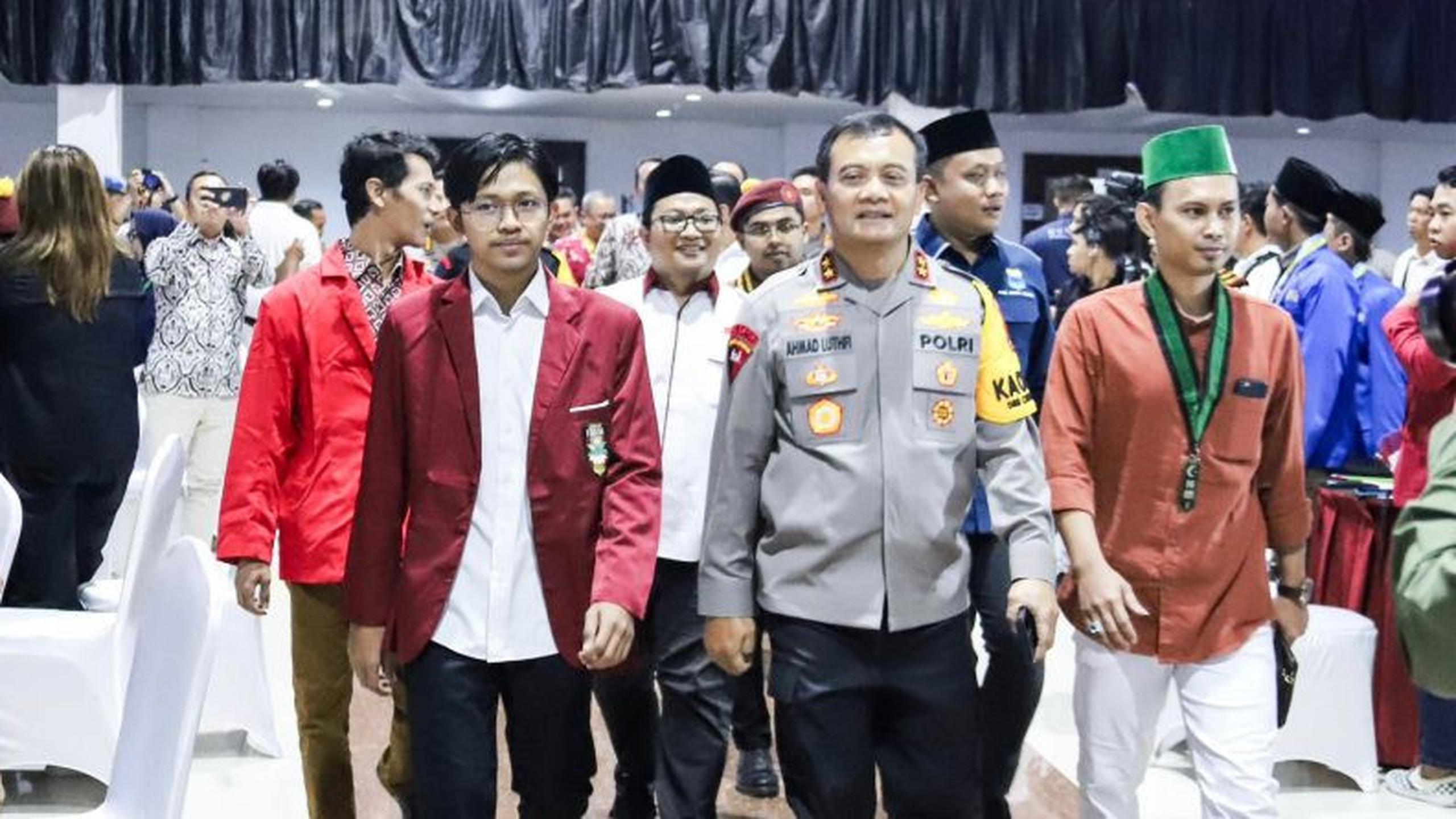 Sekjen Gerindra Sebut Ahmad Luthfi Segera Pensiun Dari Kapolda Jawa Tengah