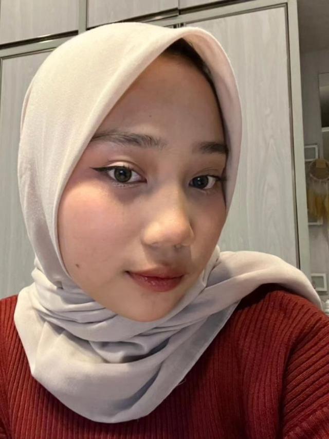 7 Perubahan Gaya Hijab Zara Anak Ridwan Kamil, Kini Putuskan Lepas Hijab