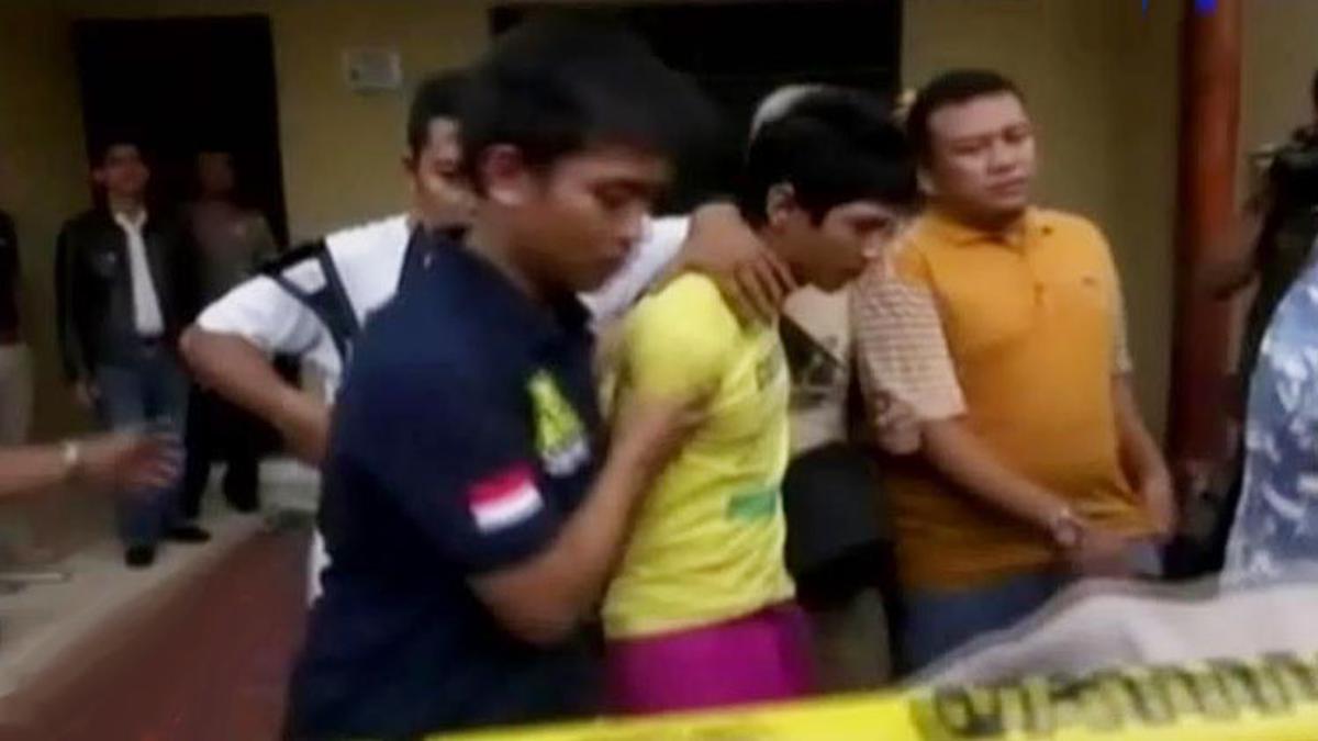 VIDEO: Polisi Bekuk Pembunuh Bocah SD Tewas di Kamar Mandi - News Liputan6.com