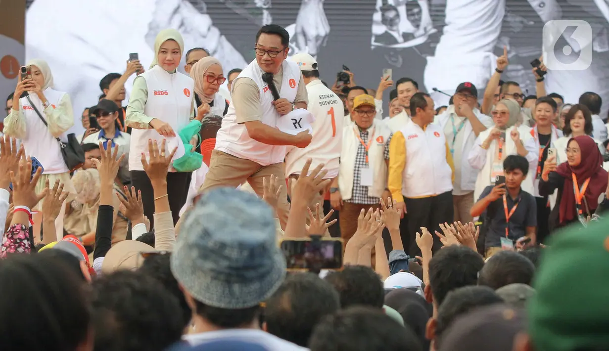 Tumbuhkan Semangat Kader, Pasangan RIDO Gelar Kampanye Akbar Satu1n ...