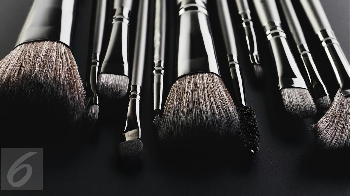 Tips Mencuci Kuas dan Aplikator Makeup dengan Praktis dan Tepat ...