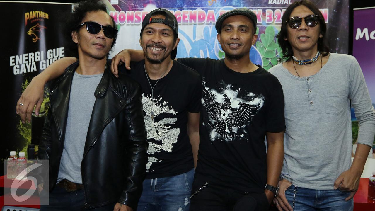 Konser Perenungan Slank di HUT Ke-32