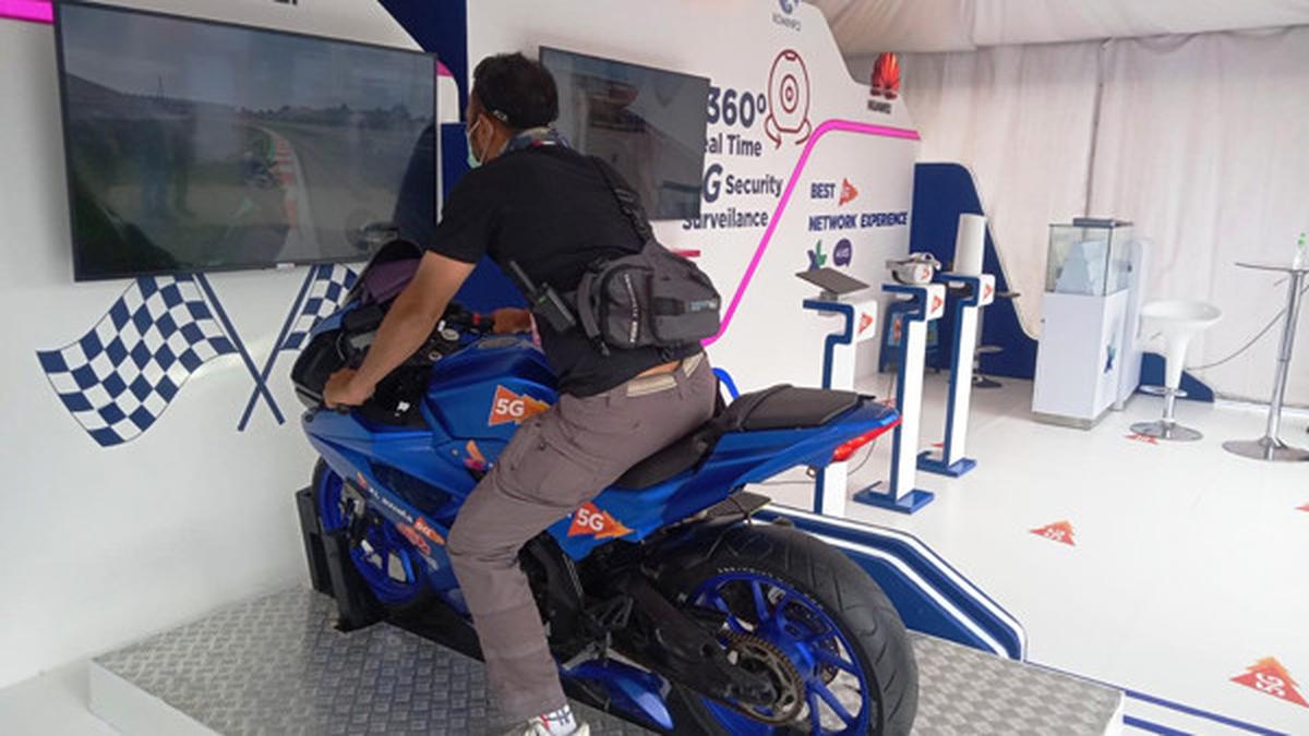 Booth XL Axiata Hadirkan Pengalaman Jadi Marc Marquez di Sirkuit MotoGP ...