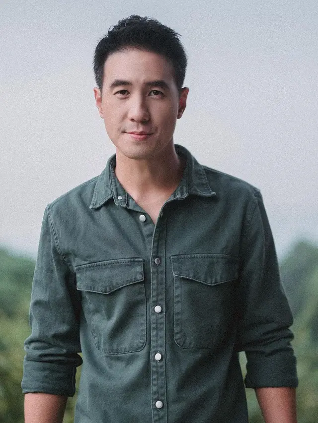 6 Potret Jadul Daniel Mananta, dari Pose Wajib di Dufan Ancol Hingga ...