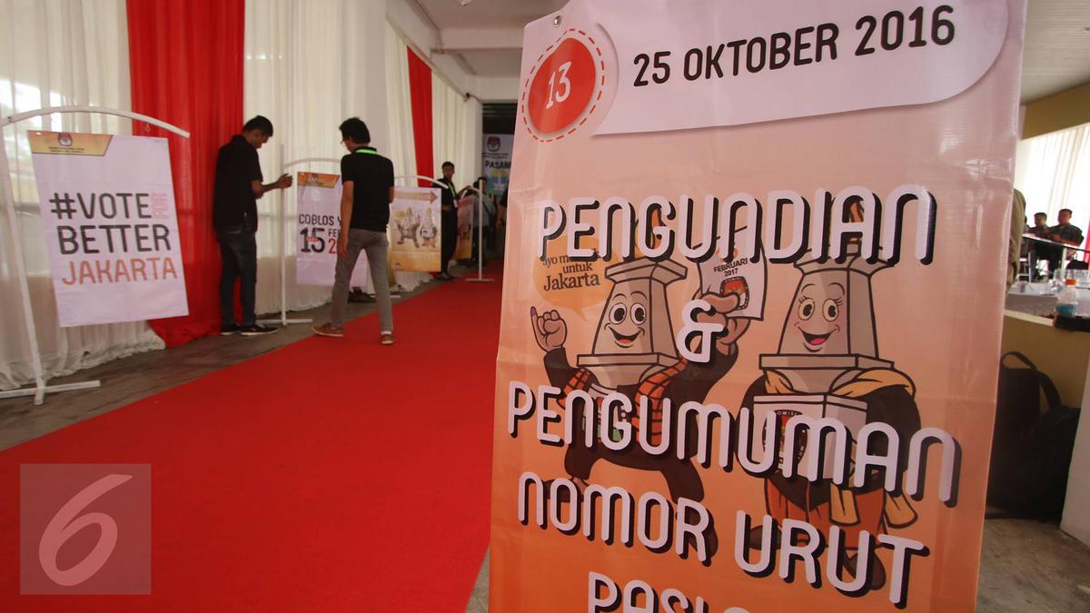 Senyum Ahok Meniti Karpet Merah di KPU DKI - Pemilu Liputan6.com