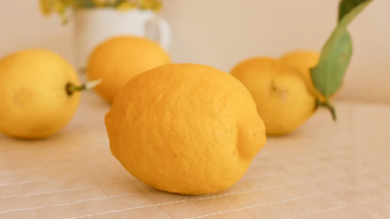 10 Manfaat Kulit Lemon yang Ternyata Baik untuk Kesehatan, Kaya ...