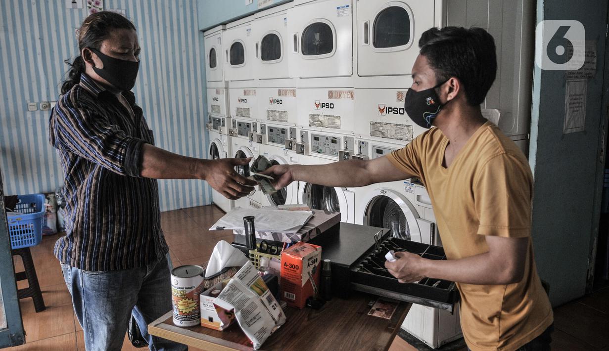 FOTO: Jasa Laundry Self Service Dilanda Sepi Akibat Pandemi COVID-19 ...