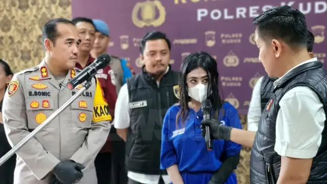 Walah Mahasiswi Cantik Jadi Produser Sekaligus Pemeran Video Porno