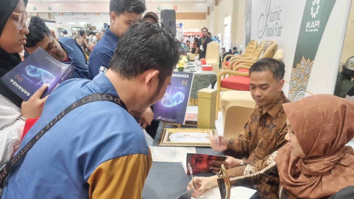 Novel Sangkakala di Langit Andalusia Karya Hanum Rais dan Rangga Almahendra Raih Penghargaan IBF ...