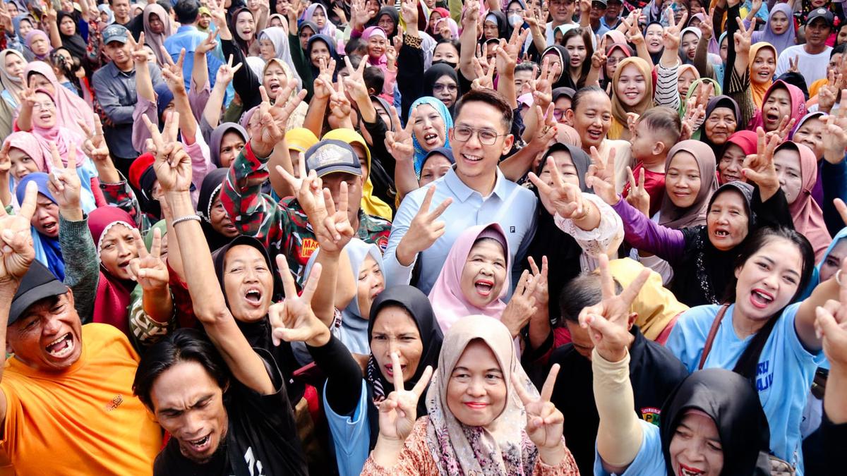 Lewat Pantun, Warga Katibung Nyatakan Dukungan ke Radityo Egi - Pemilu ...