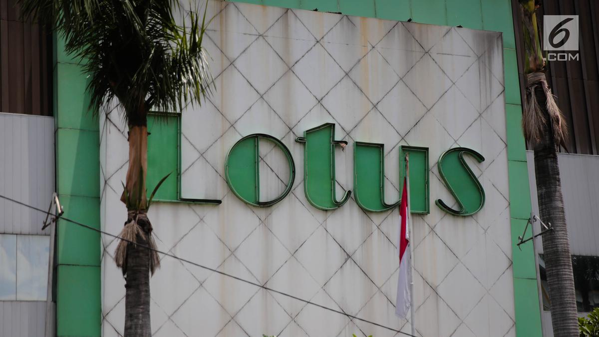 Gelar Diskon Besar, Pengunjung Lotus Department Store Membeludak ...