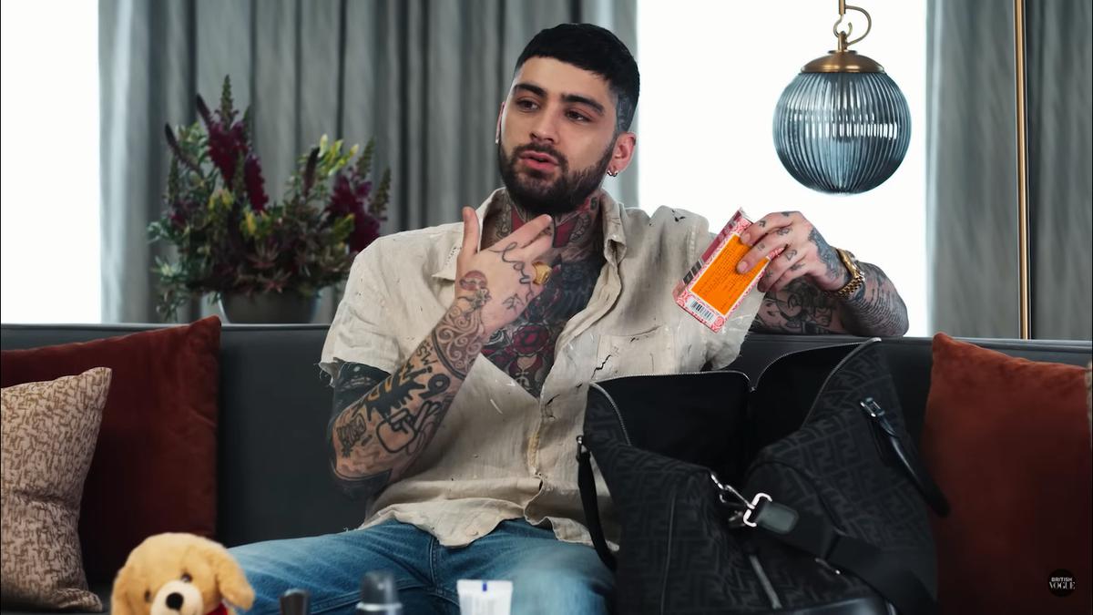 Zayn Malik Pamer Obat Nin Jiom Pei Pa Koa, Disebut Ramuan Spesial untuk ...