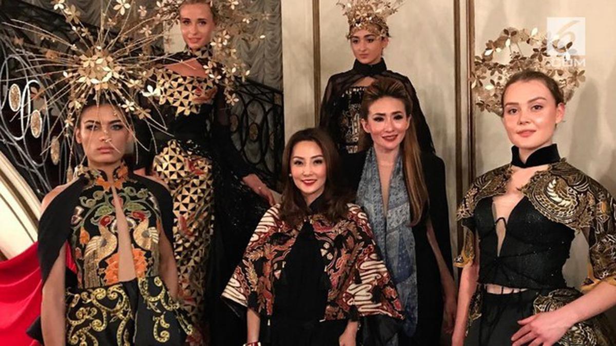 VIDEO: Karya Desainer Asal Indonesia Ini Melenggang di NYFW 2017