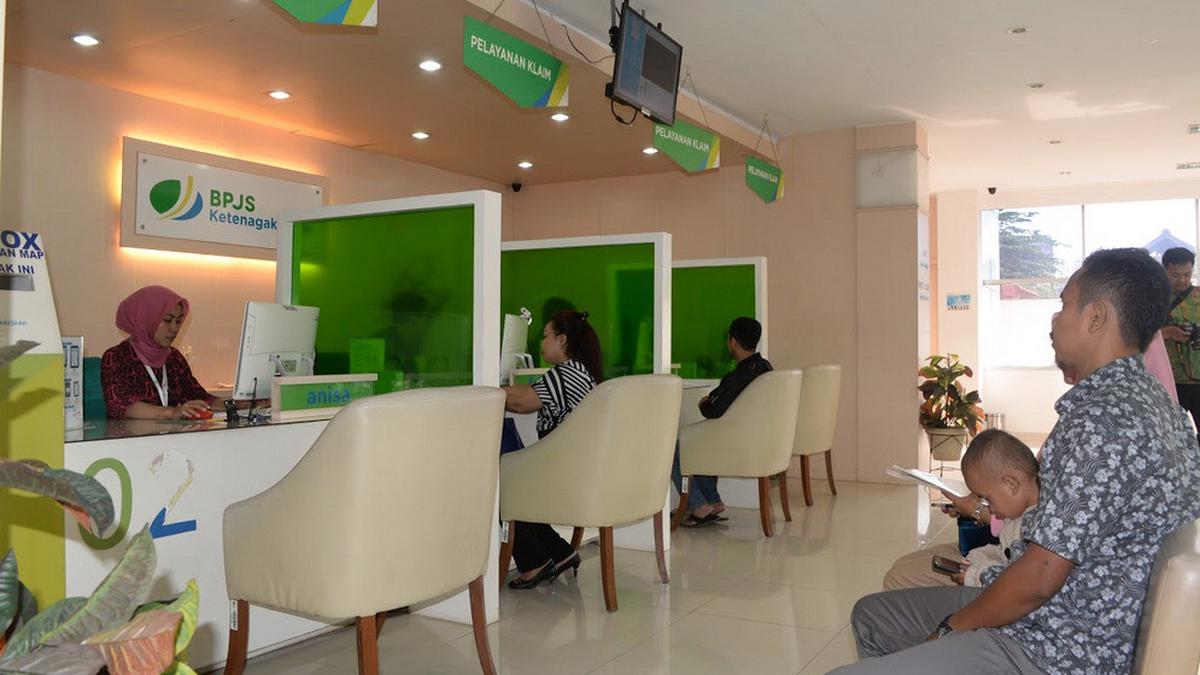 Tak Perlu Kontak Fisik, Klaim JHT BPJamsostek Bisa Online - Bisnis ...