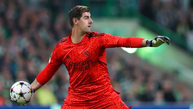 Thibaut Courtois dan Kroos Bingung pada Malam Penganugerahan Ballon d ...