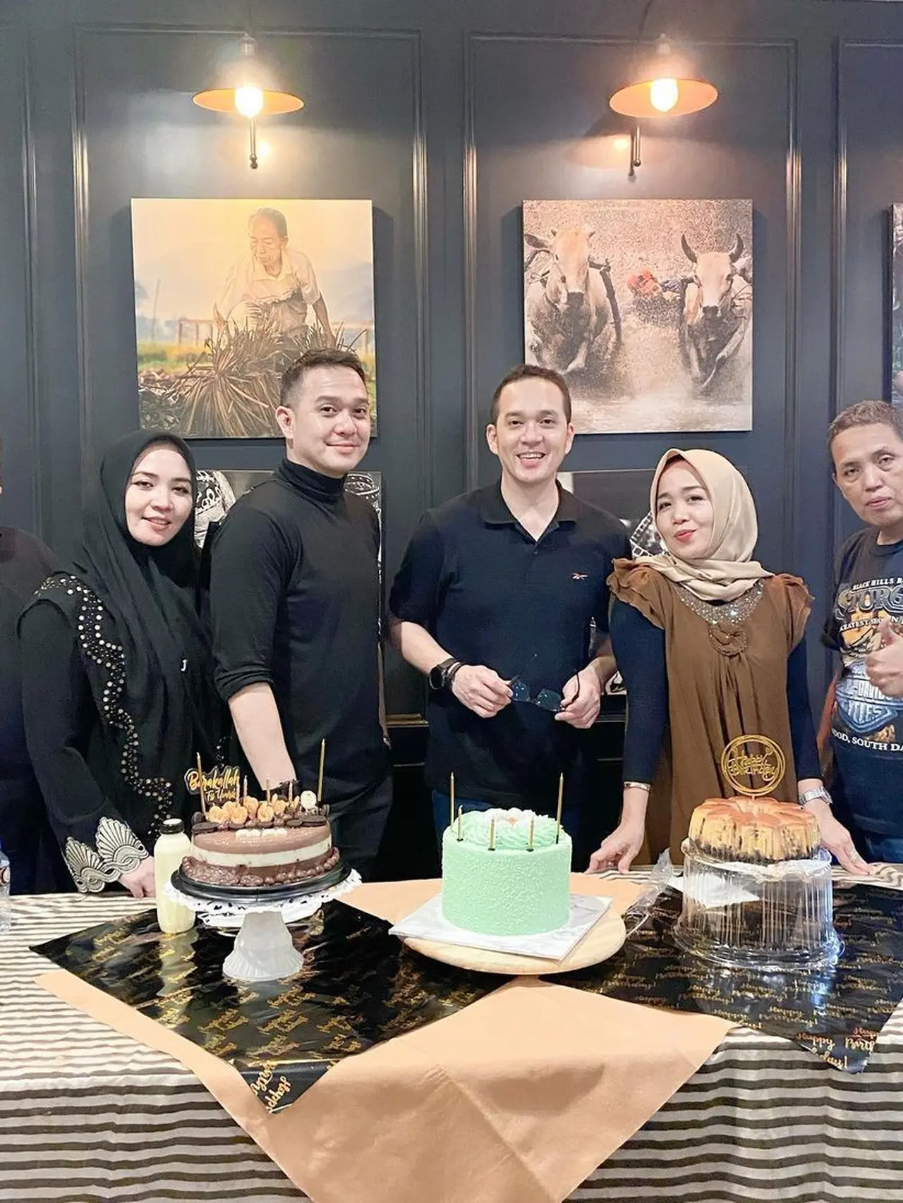 Punya Face ID Sama, Ini 6 Potret Aktor Kembar Fadli dan Fadlan yang ...