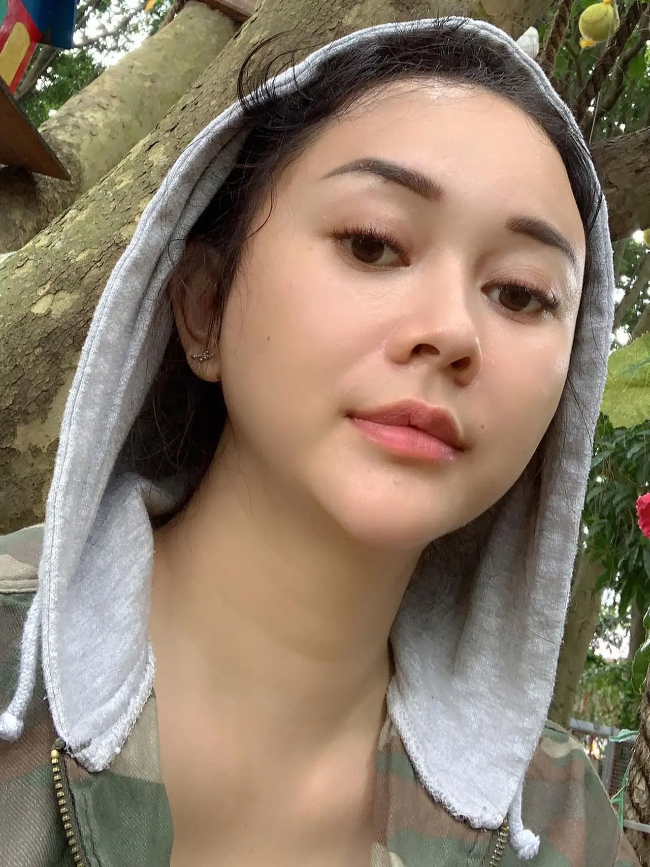 Aura Kasih Kini Anggap Cobaan Hal Biasa, Berkat Ubah Doa Setiap Bangun Tidur - ShowBiz Liputan6.com