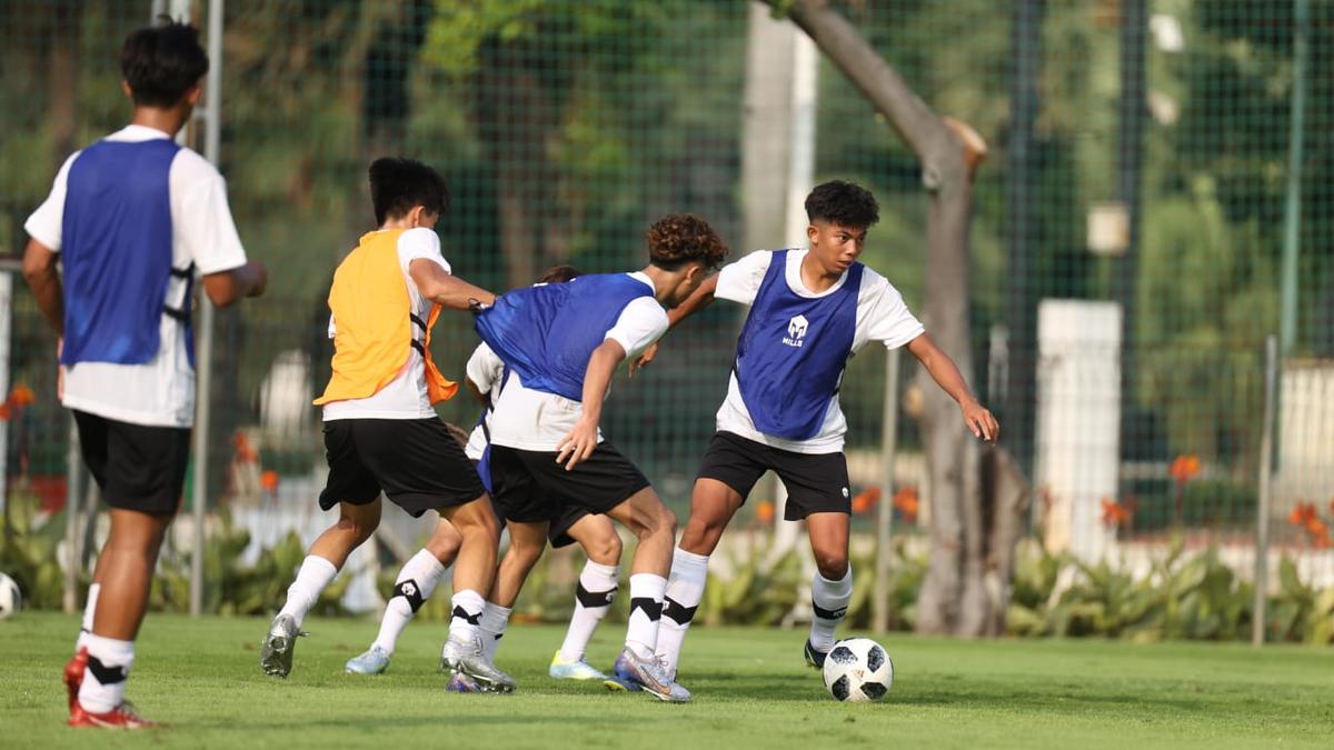 Mulai Berlatih di Lapangan, Timnas Indonesia U-17 Segera Gelar Internal ...