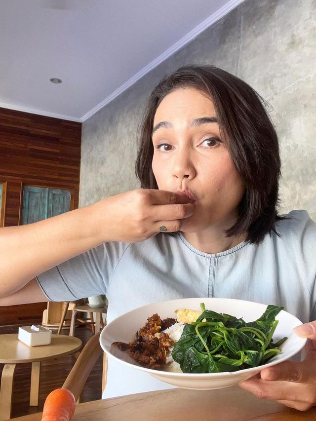 Sembuh dari Kanker, Ini 6 Potret Feby Febiola yang Jalani Gaya Hidup ...