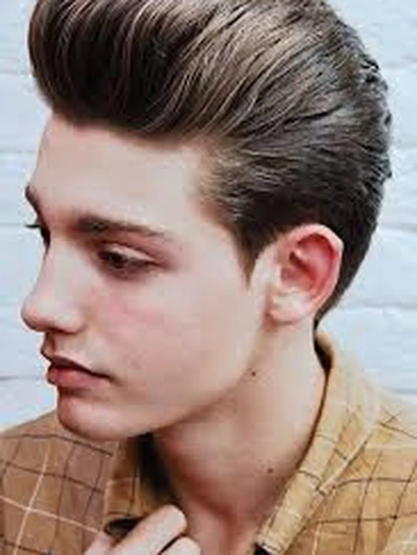 12 Inspirasi Model Rambut Cowok 2025 untuk Penampilan Lebih Stylish ...