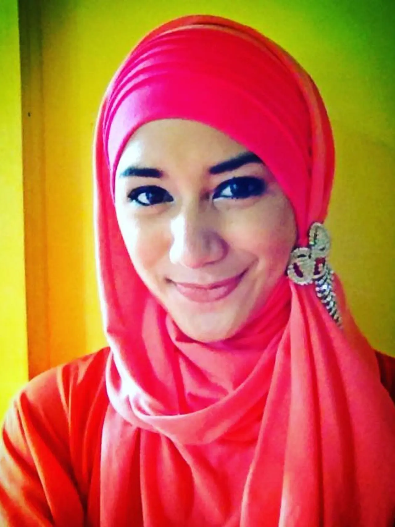 Shasya Yunisha dan Artis-Artis Muda Ini Meninggal Dunia saat Anak Masih ...