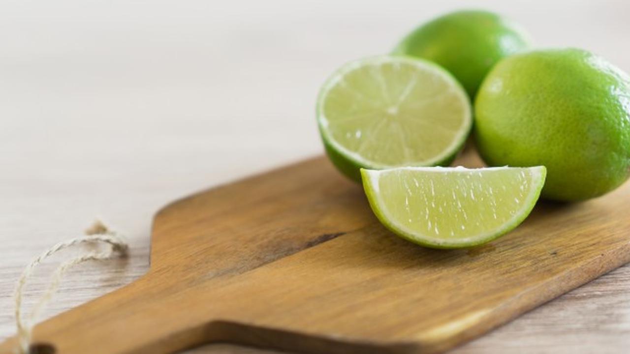 10 Manfaat Jeruk Nipis untuk Kesehatan, Buah Kecil Penuh Khasiat Besar