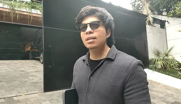 Vincent Rompies Beri Penjelasan Setelah Absen Kerja: Kasus Anaknya ...