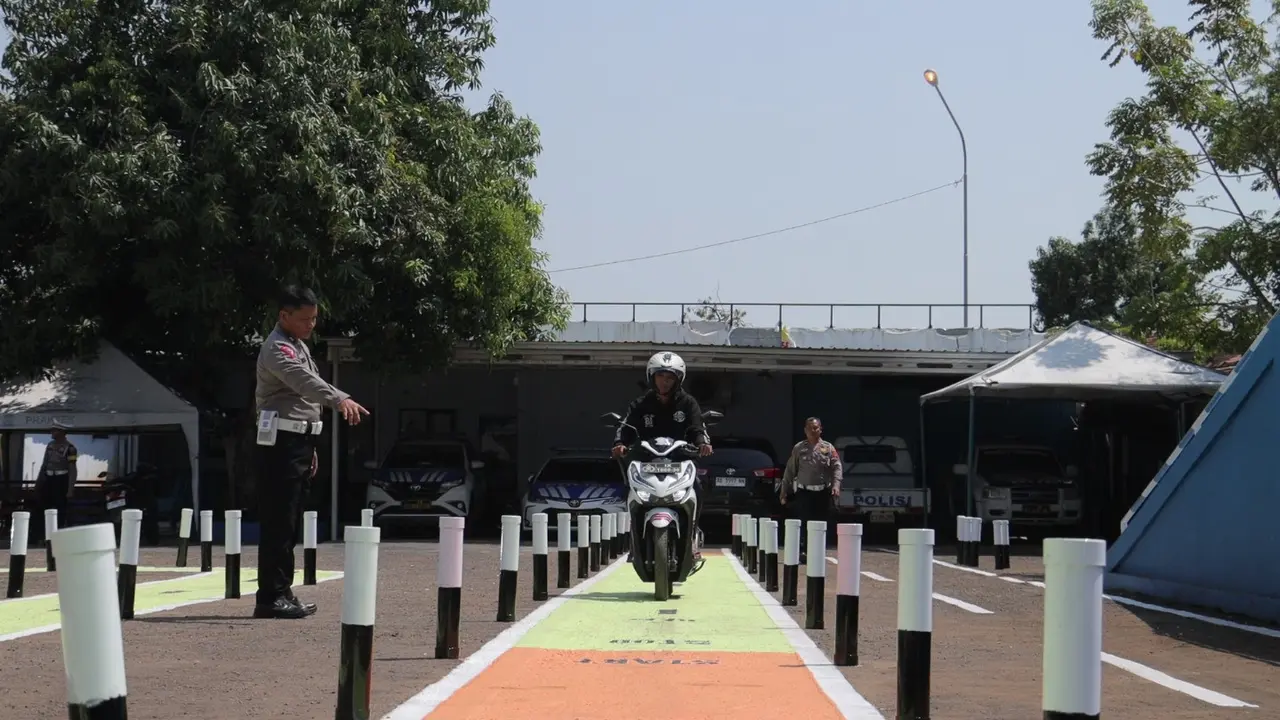 Frustasi 12 Kali Gagal Bikin SIM, Pria Ini Nekat Cari Kembaran Gantikan ...