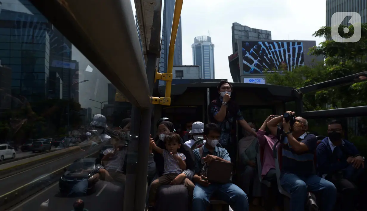 FOTO: Wisata Keliling Ibu Kota Naik Bus Tingkat Transjakarta - Foto ...