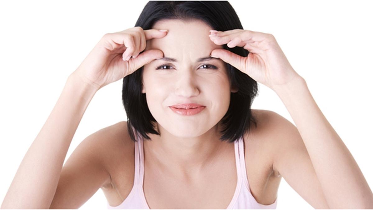 5 Cara Menyembunyikan Dahi Lebar