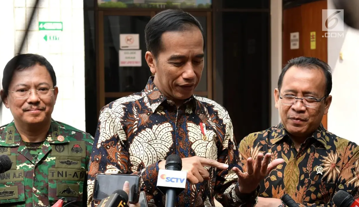 FOTO: Presiden Jokowi Jenguk Habibie di RSPAD - Foto Liputan6.com