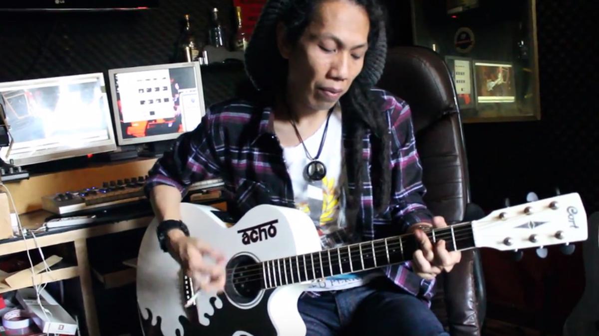 Eks Gitaris Powerslaves Ini Nyanyi Lagu Mellow - ShowBiz Liputan6.com