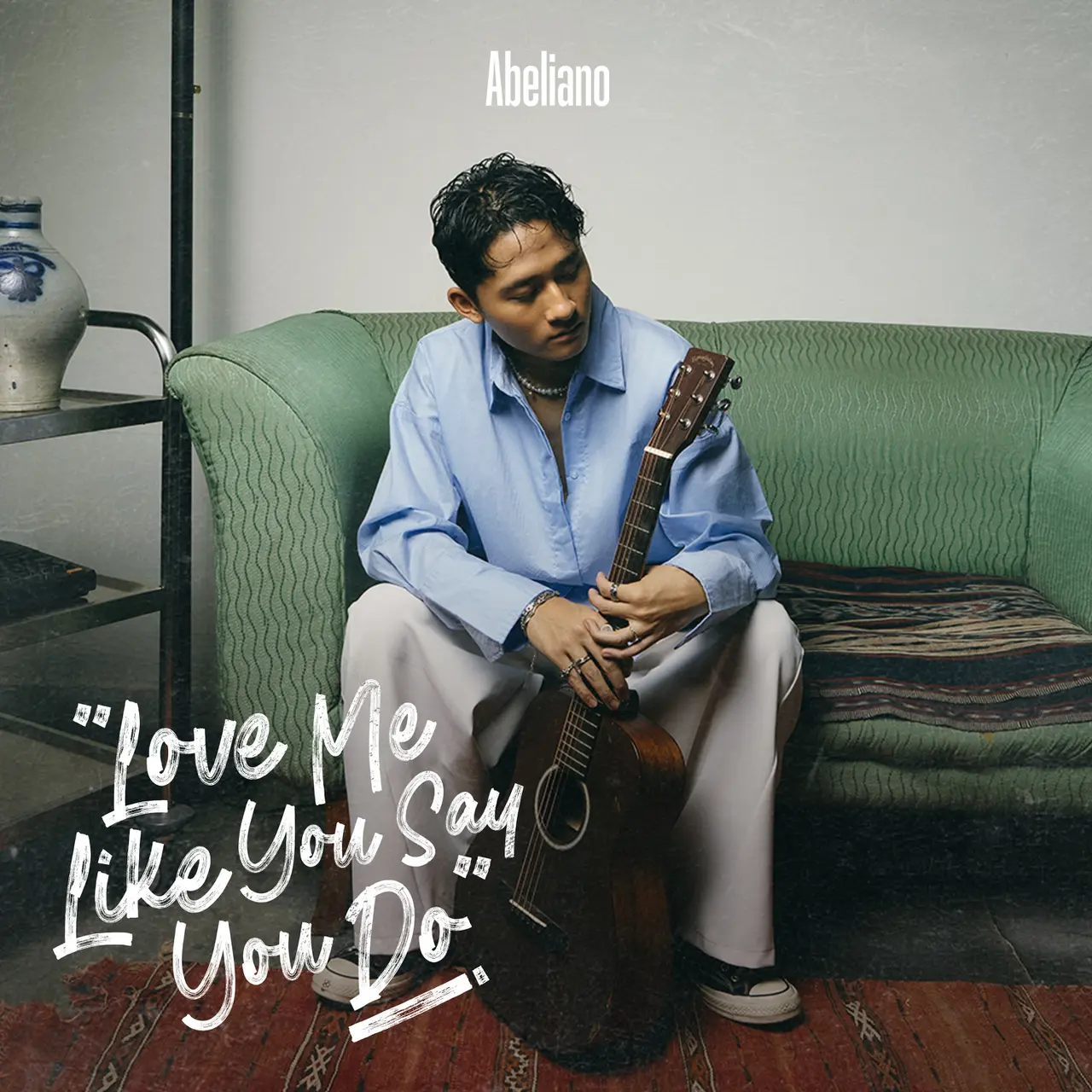 Abeliano Perkenalkan Romansa Pop Rock Galau di Lagu Love Me Like You ...